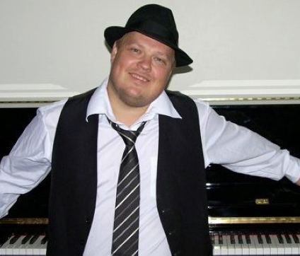 Frank Scott - Intro MusicIntro Music