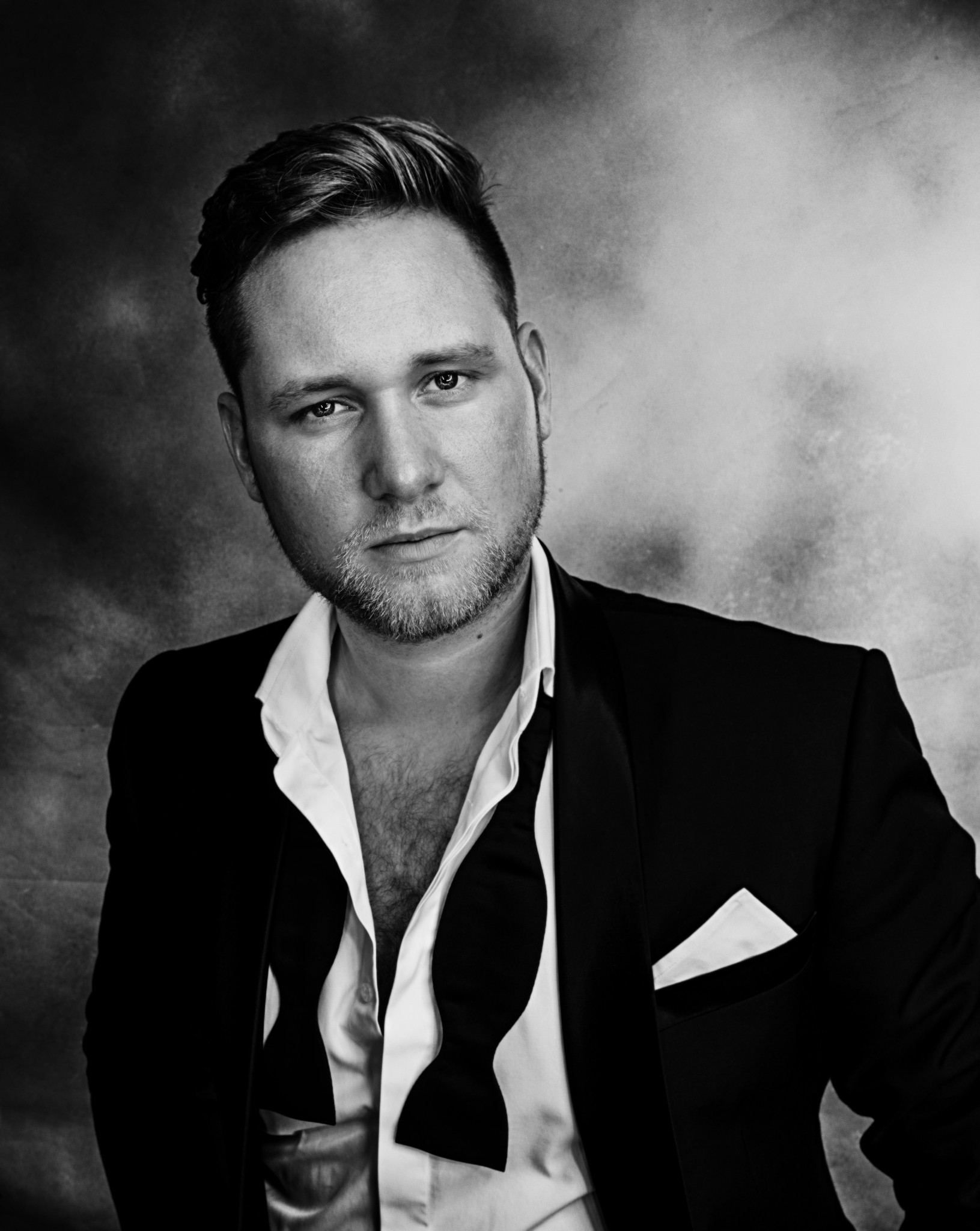 Are Hembre - Intro MusicIntro Music